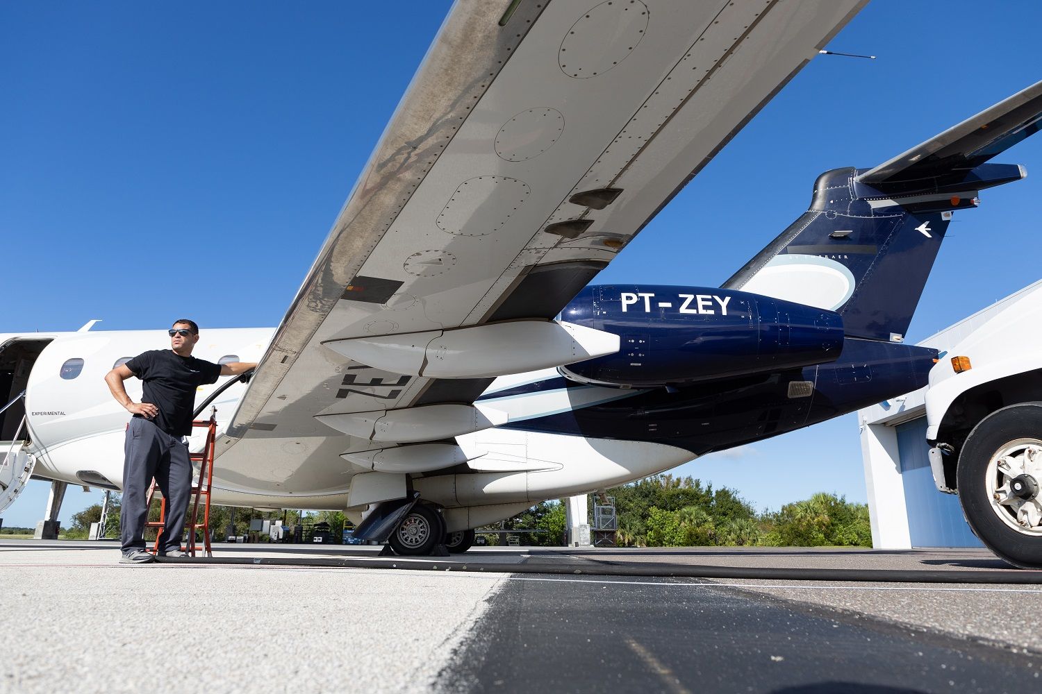 Embraer’s’ Phenom 300E, Praetor 600 complete SAF test flights | Biomass ...